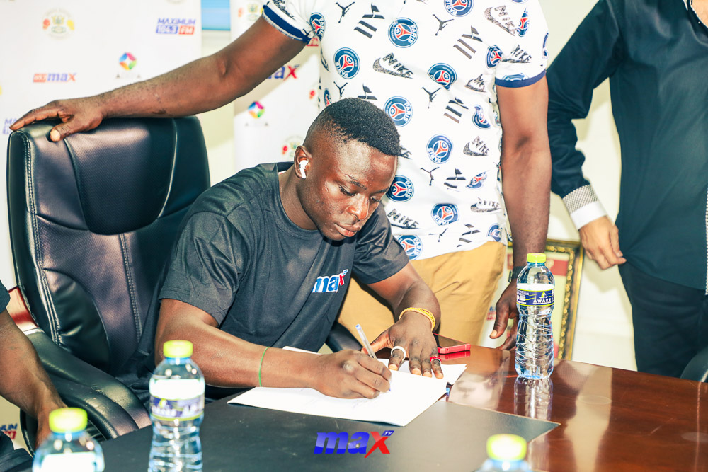 Boxing: John Quaye, Michael Ansah, and Charles Tetteh signed with Imax ...