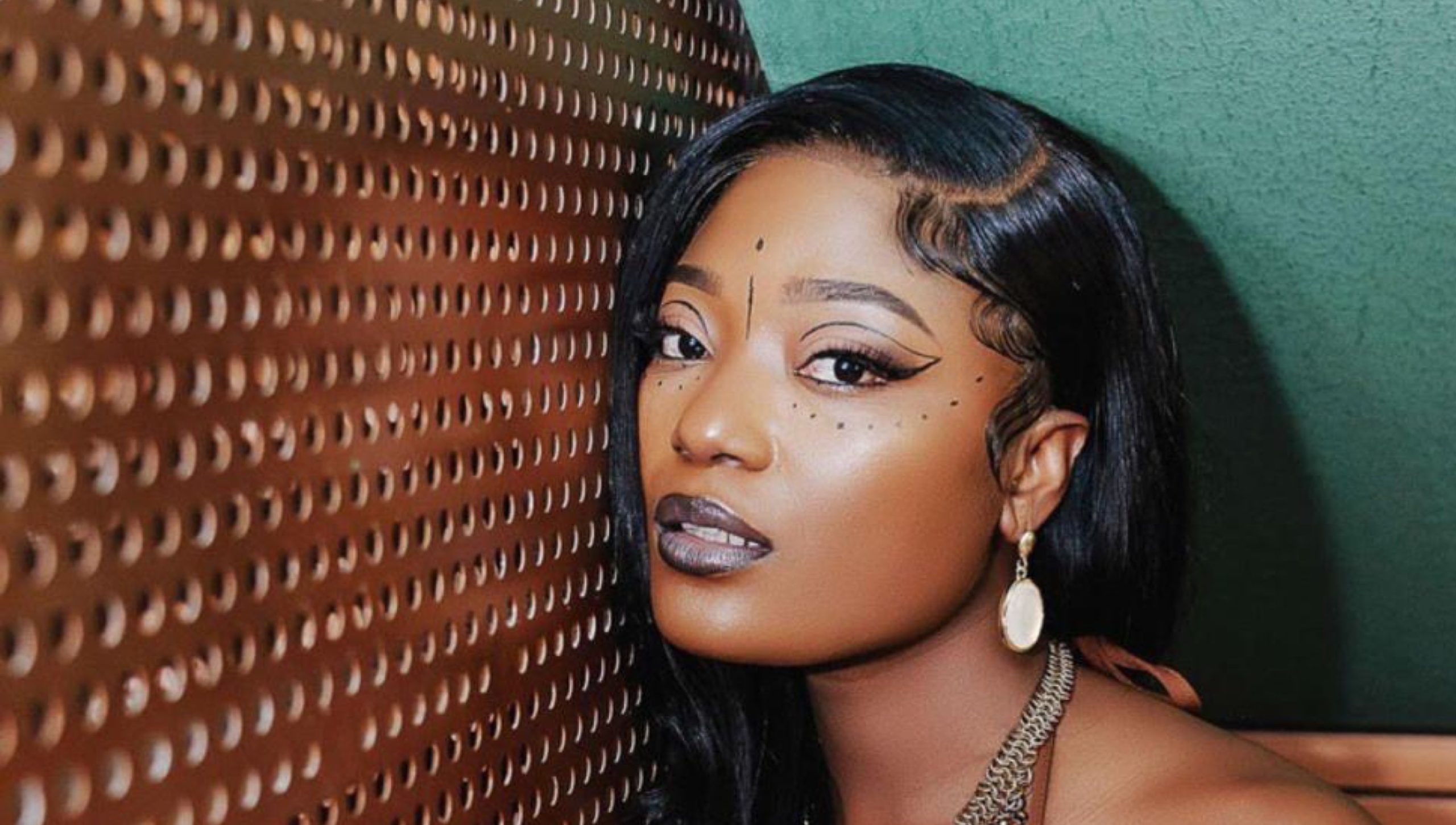 MAX ENTERTAINMENT: Don't release old recorded songs without rework - Efya